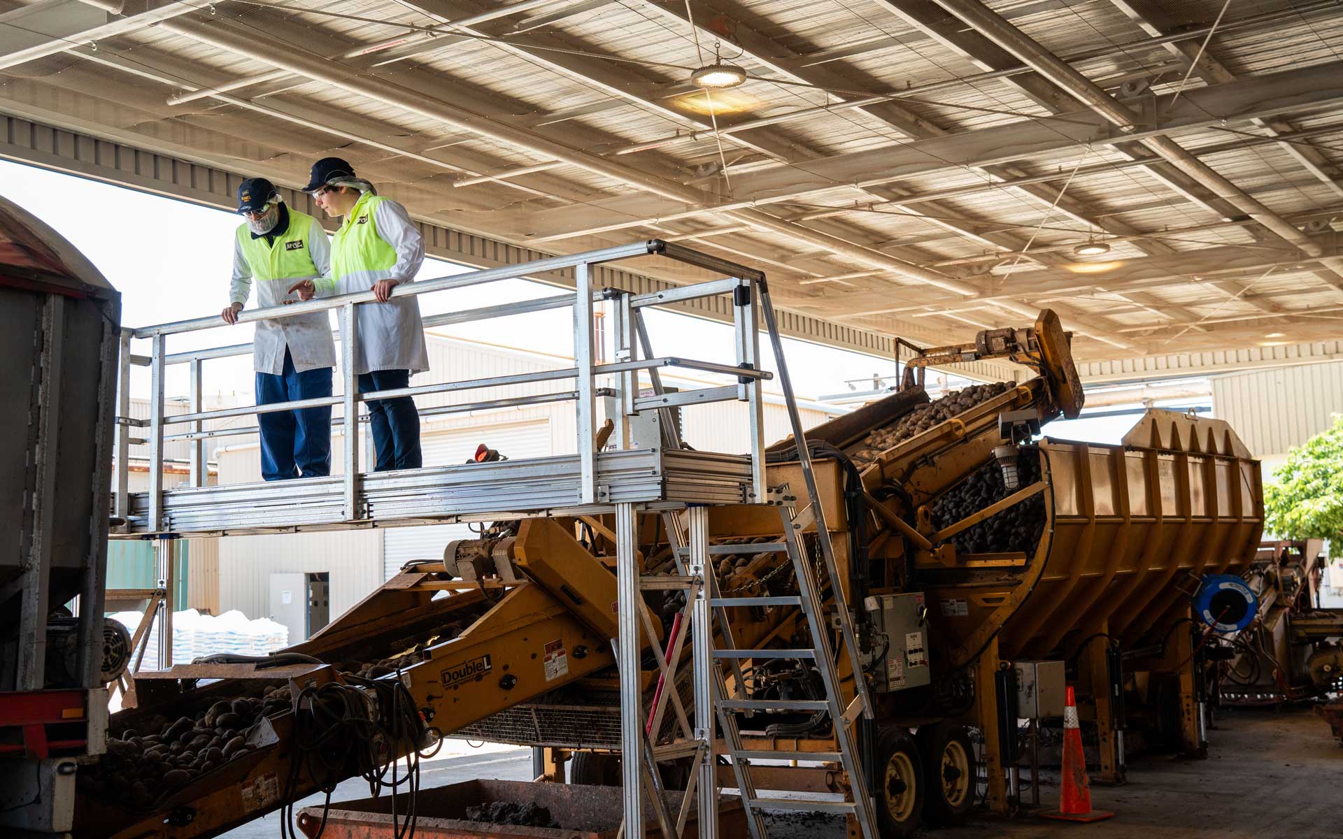ARENA injects $12m into low-emission manufacturing - Energy Magazine