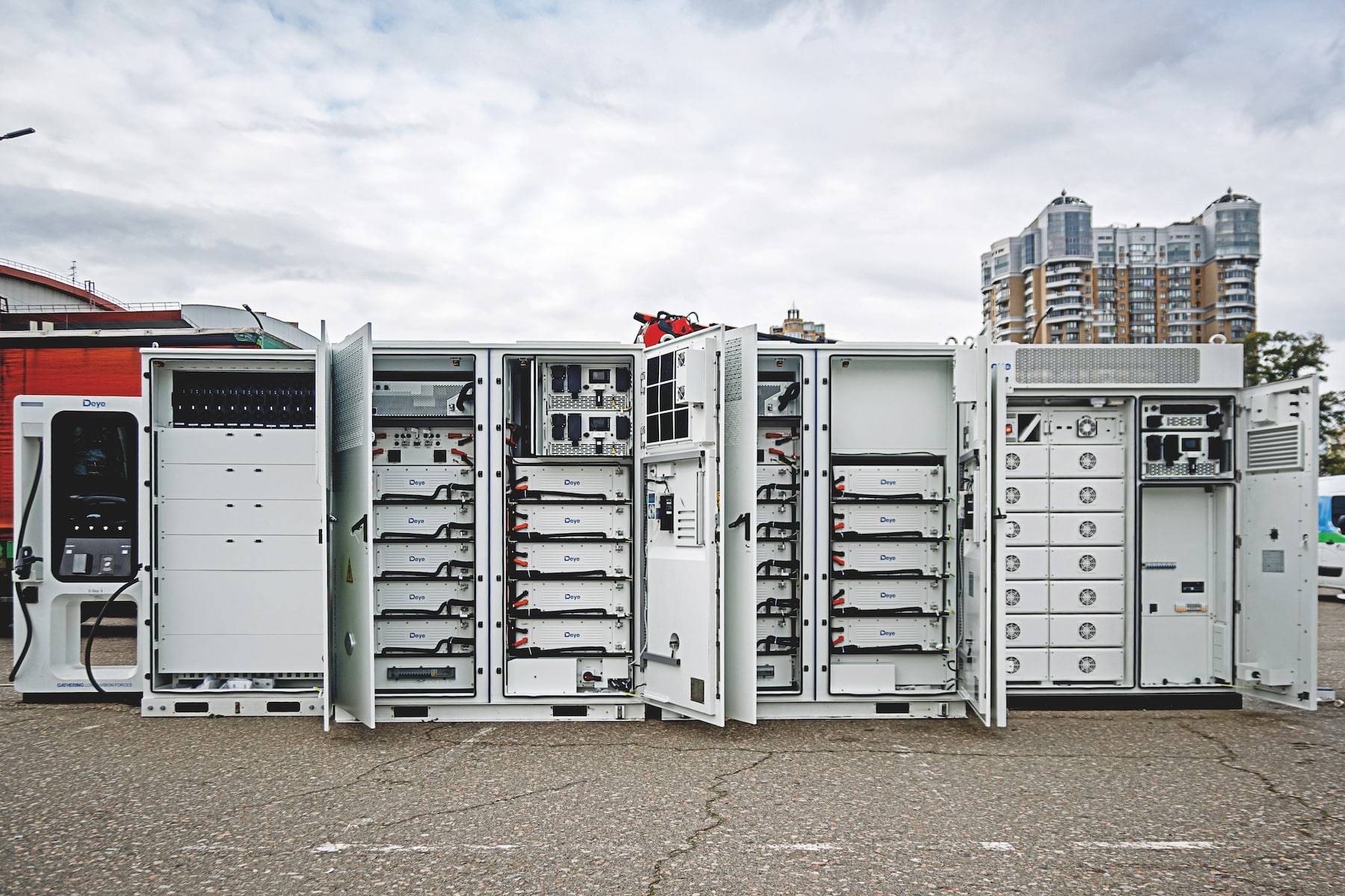 This BESS network gap is impeding project success - Energy Magazine